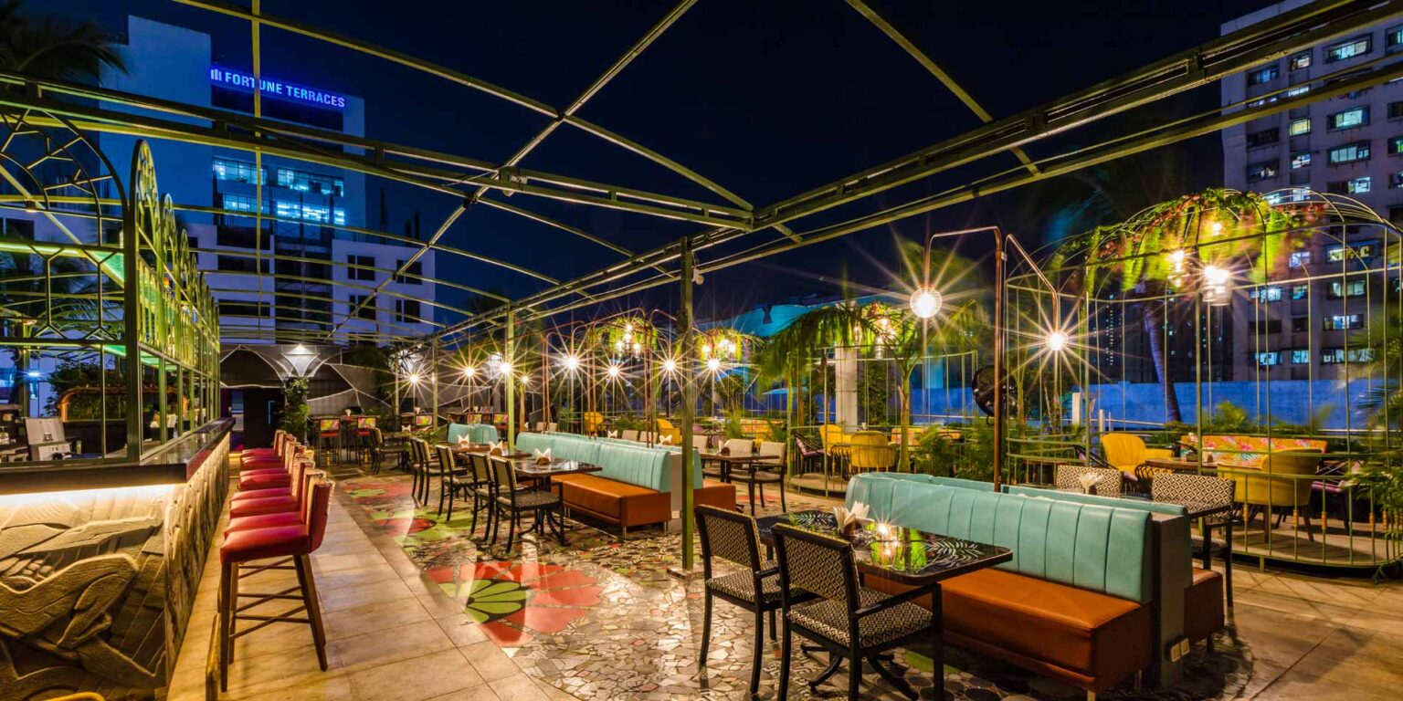 Luxury Modern Rooftop Design Interior For Restaurant and Bar
